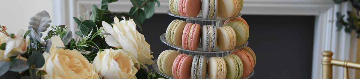 Bespoke Wedding Macarons - Favours, Towers & Centrepieces ...